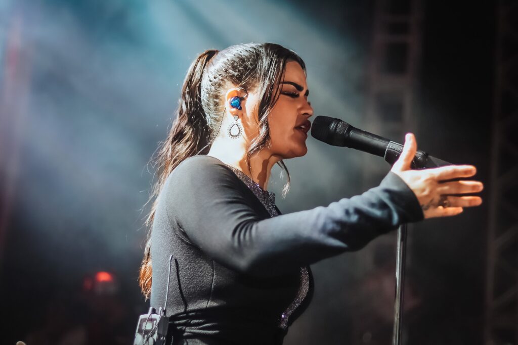 Mara Pavanelly e Wesley Safadão se reencontram nos palcos