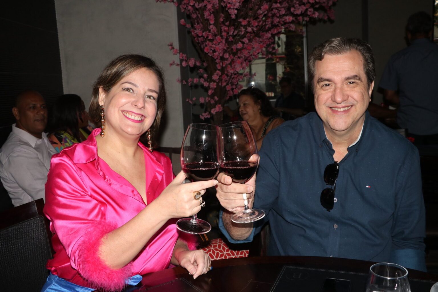 Mario Gomes,Vanessa Fontana, Marcos Wainberg comparecem